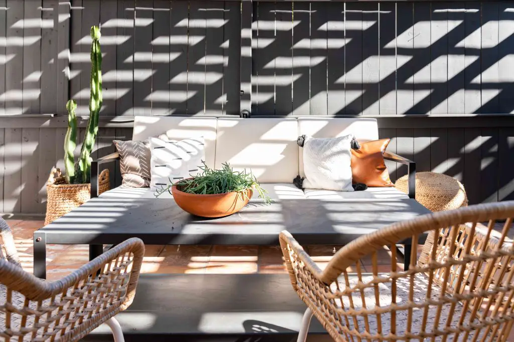 17 Stunning Small Patio Ideas to Transform Your Limited Outdoor Space ...