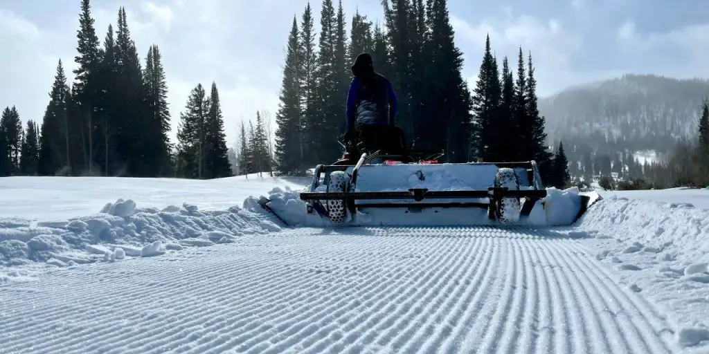Snow Blower Safety Guide: Stay Safe This Season! : Master Snow Blower ...