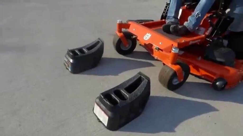 Zero Turn Mower Ramps For Changing Blades - Outside Gear